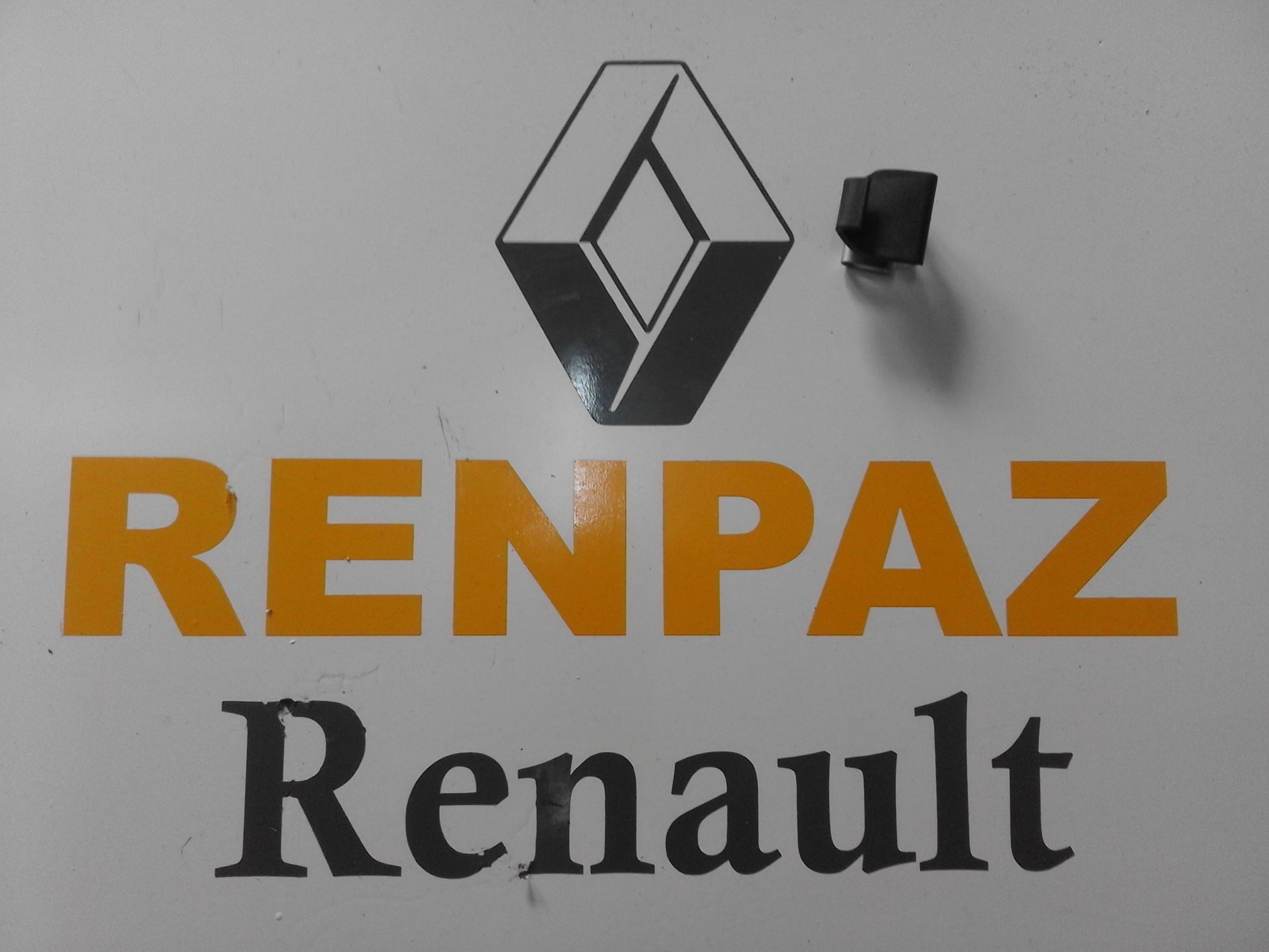 Renpaz Renault Yedek Parca. MEGANE 2/FLUENCE/LAGUNA 2 ARKA KAPI PERDE AGRAFI 8200163859